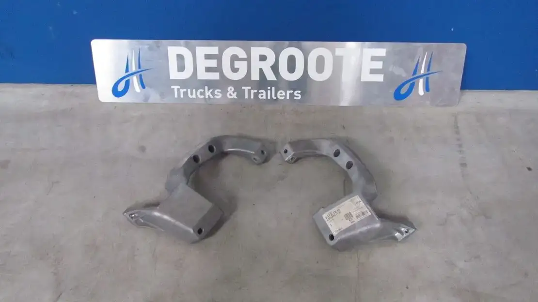Mercedes-Benz Steun 9408851131 - 9408851031 | As vrachtwagen onderdeel ...