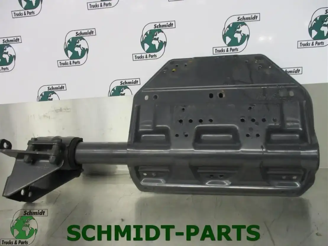 Scania 2476494 Spatbord Steun | Chassisdeel vrachtwagen onderdeel ...