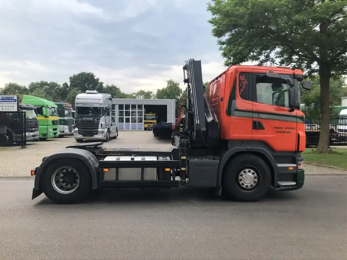 Scania Scania P380 met Hiab 200c | Overige trekkers - TrucksNL