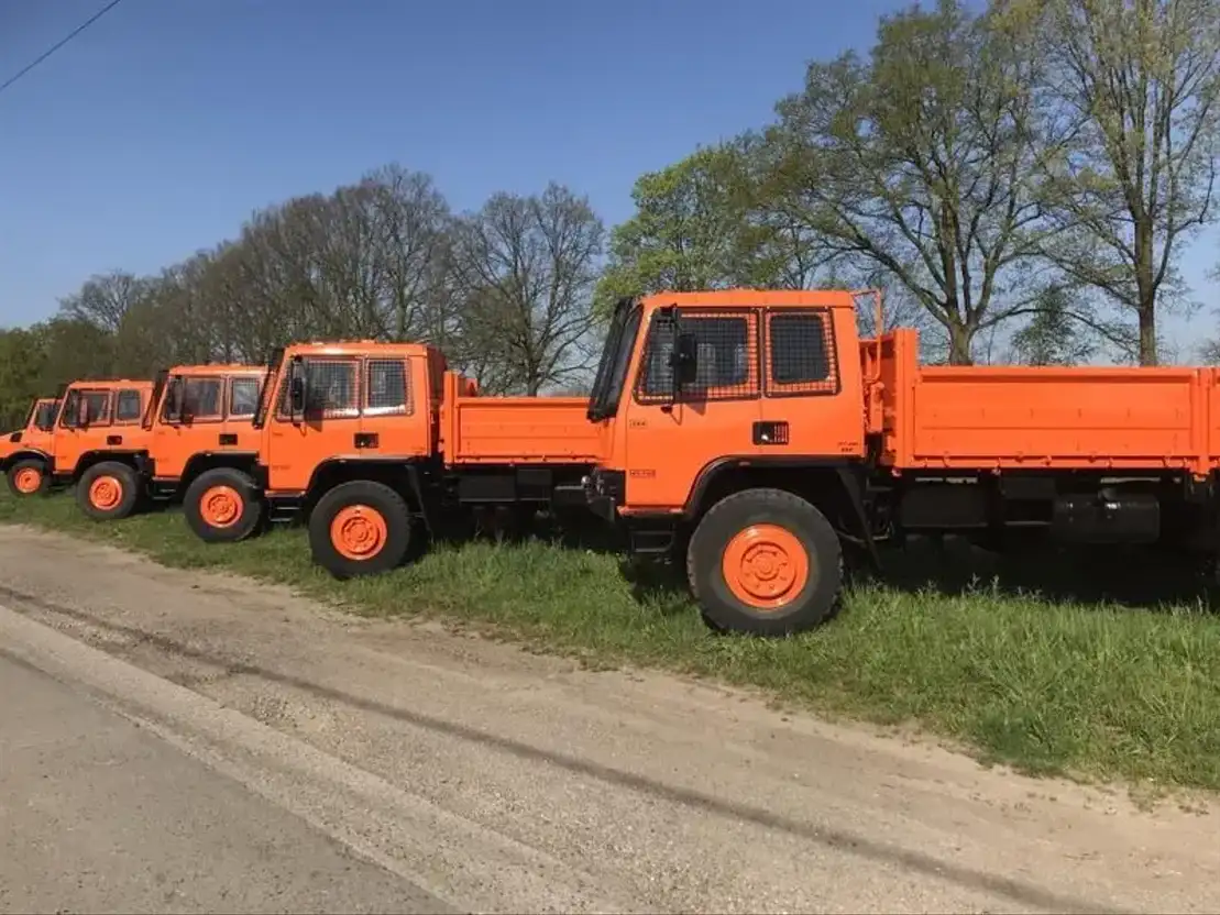Leger Vrachtwagens / Defensie voertuigen te koop - gebruikt en nieuw ...