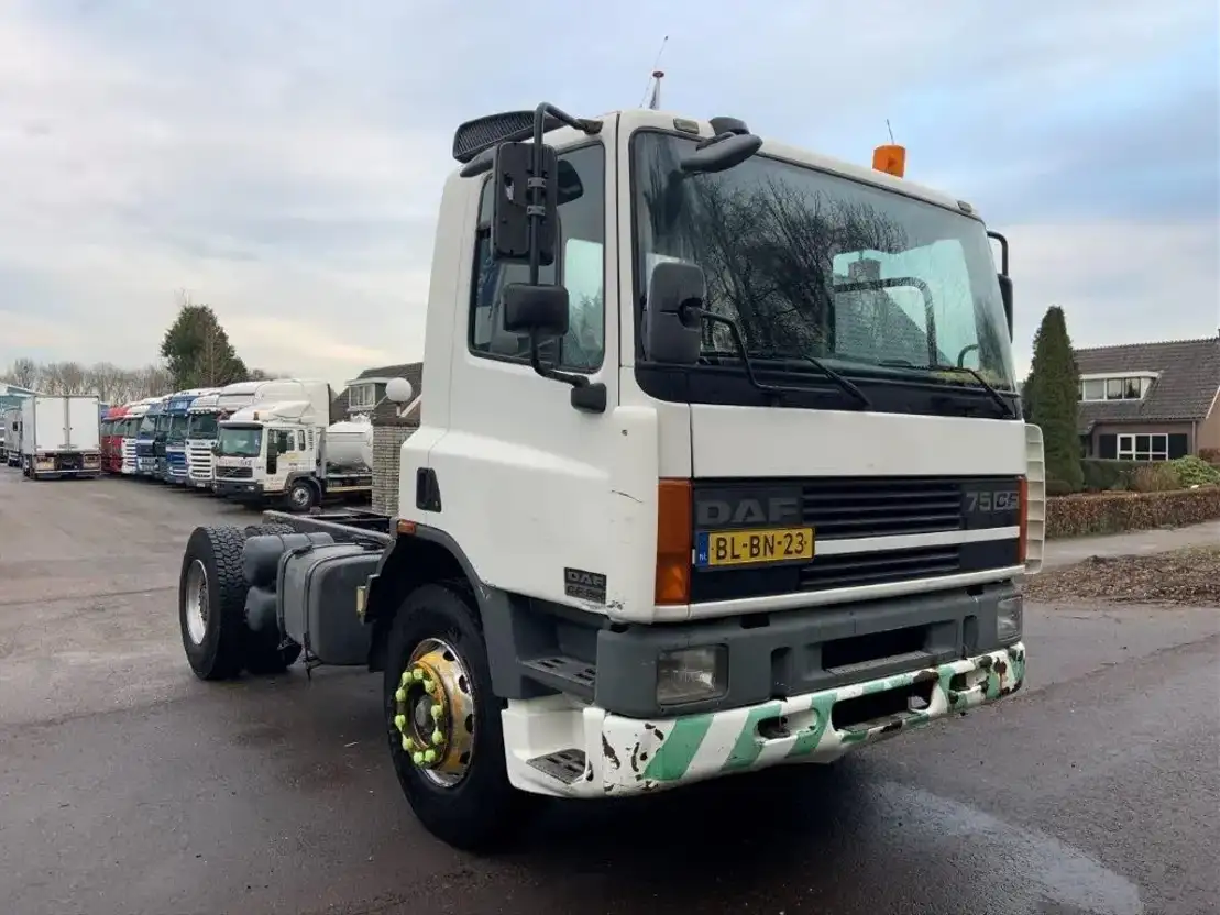 DAF CF 75 euro 2 STEEL SPRING | Chassis cabine vrachtwagen - TrucksNL