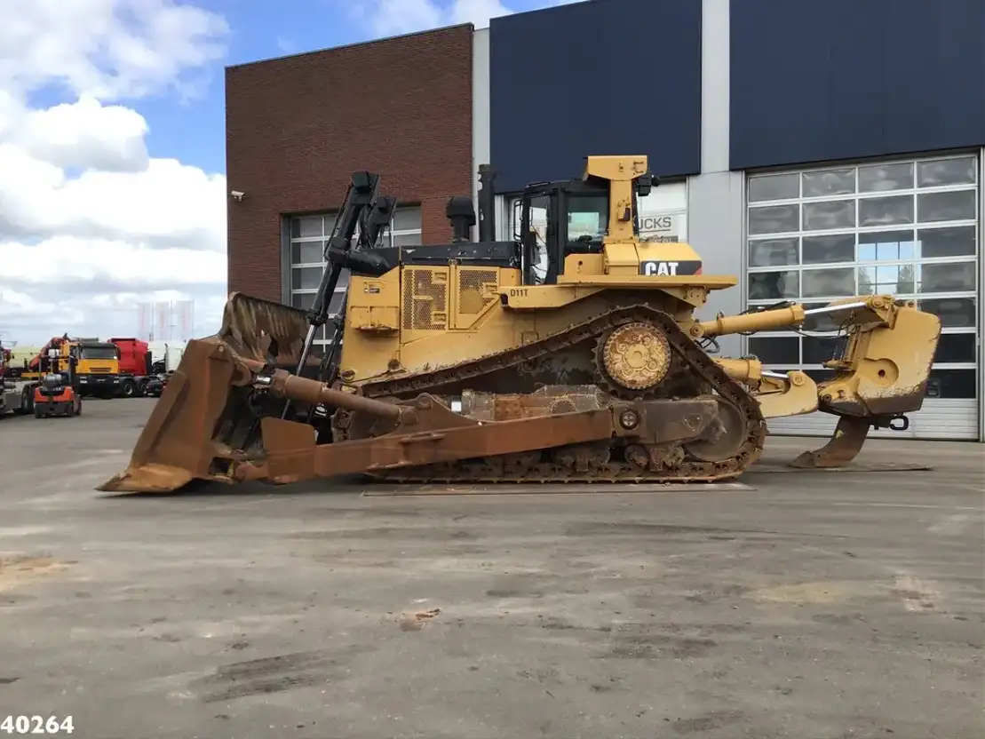 Caterpillar D11 Dozer + Ripper + EPA | Rupsdozer - TrucksNL