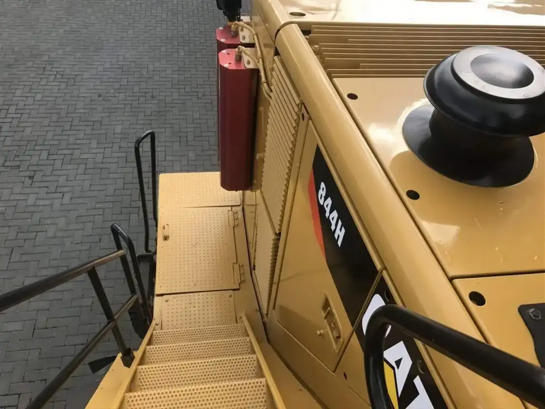 Caterpillar 844 WHEEL DOZER | Wieldozer - TrucksNL