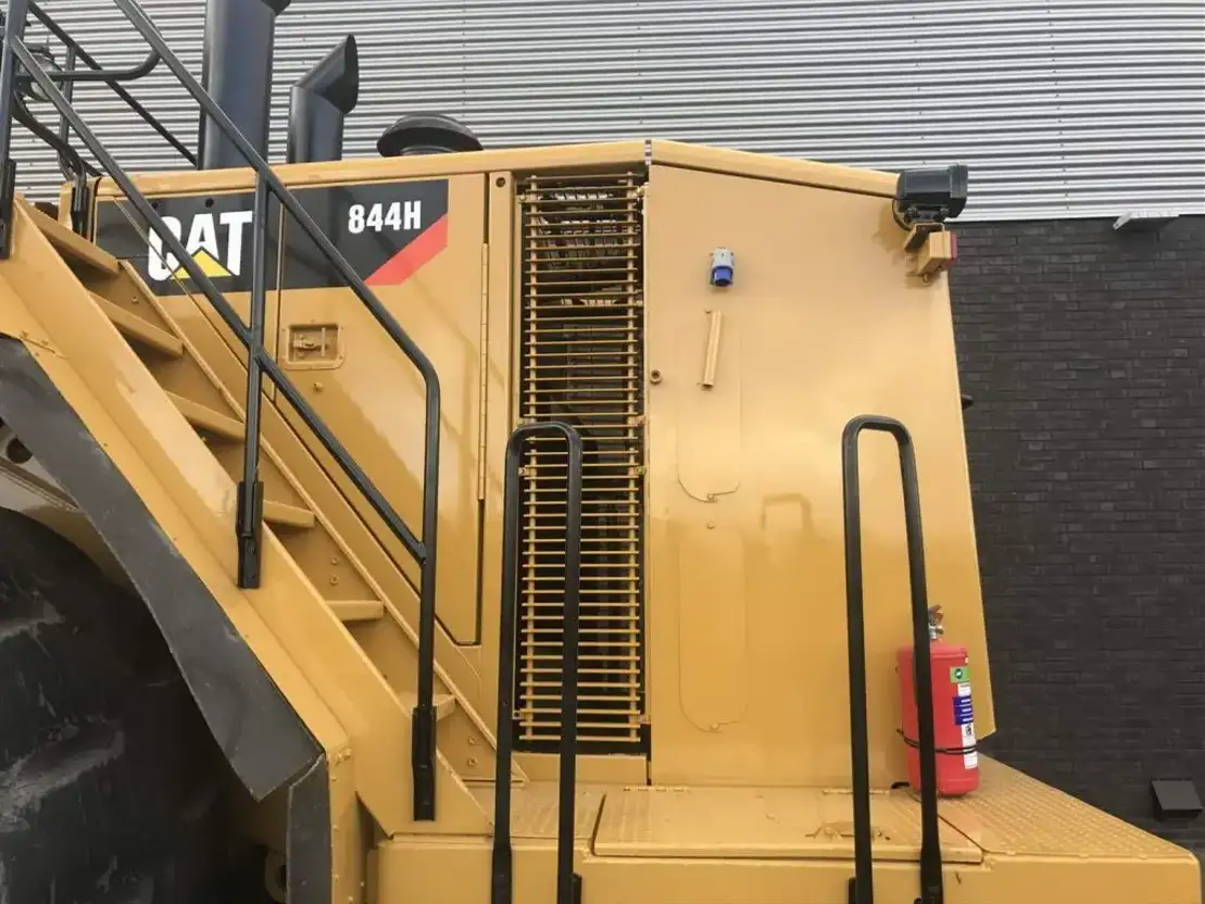 Caterpillar 844 WHEEL DOZER | Wieldozer - TrucksNL