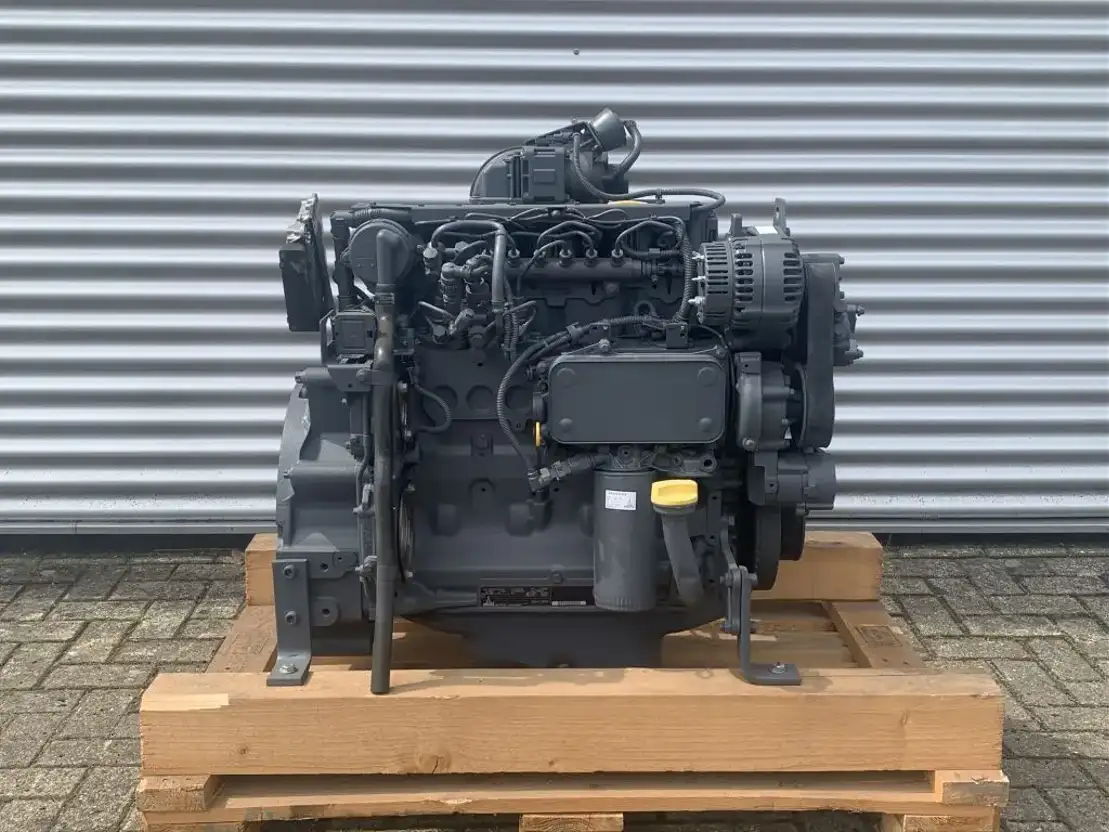 Deutz TCD2012L042V | Motor equipment - TrucksNL