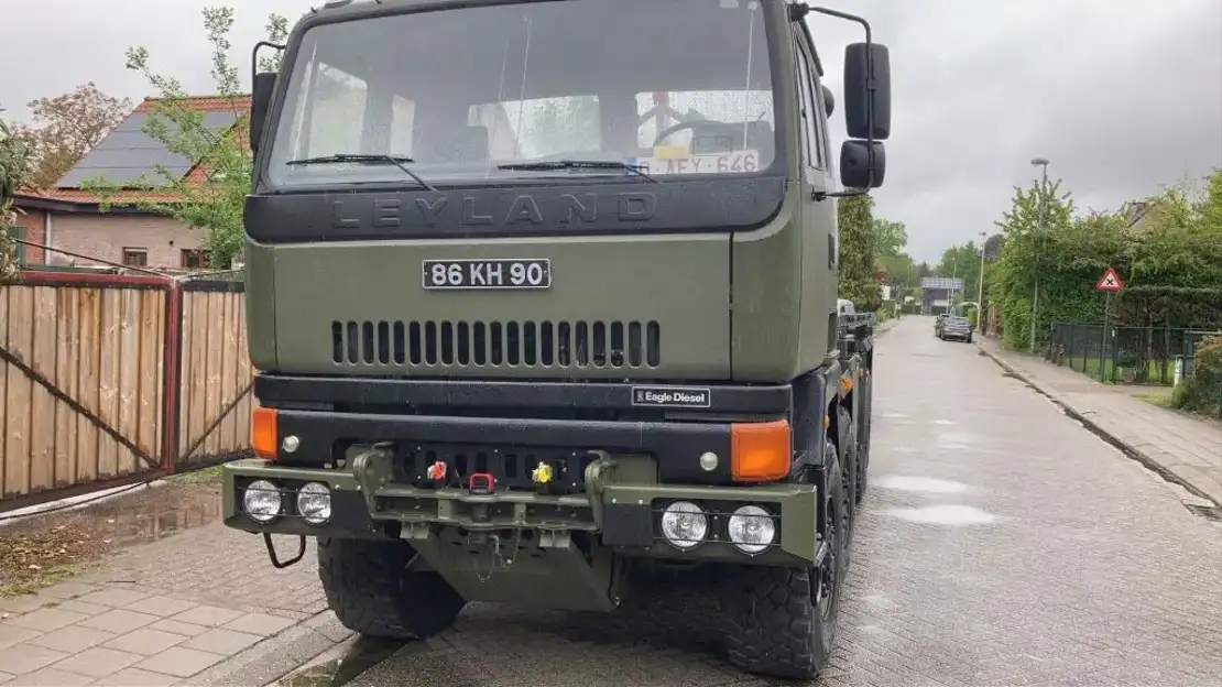 Militaire en legervoertuigen te koop - gebruikt en nieuw