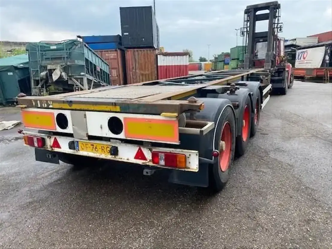 Van Hool 3b2005 Containerchassis, 3 assen, luchtgeveerd | Container ...
