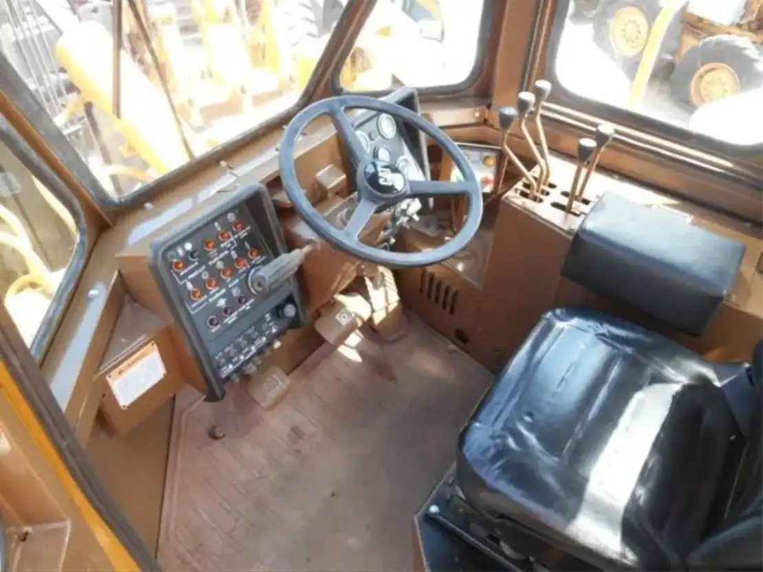 Caterpillar CAT 988B _ EX US ARMY | Vorkheftruck - TrucksNL