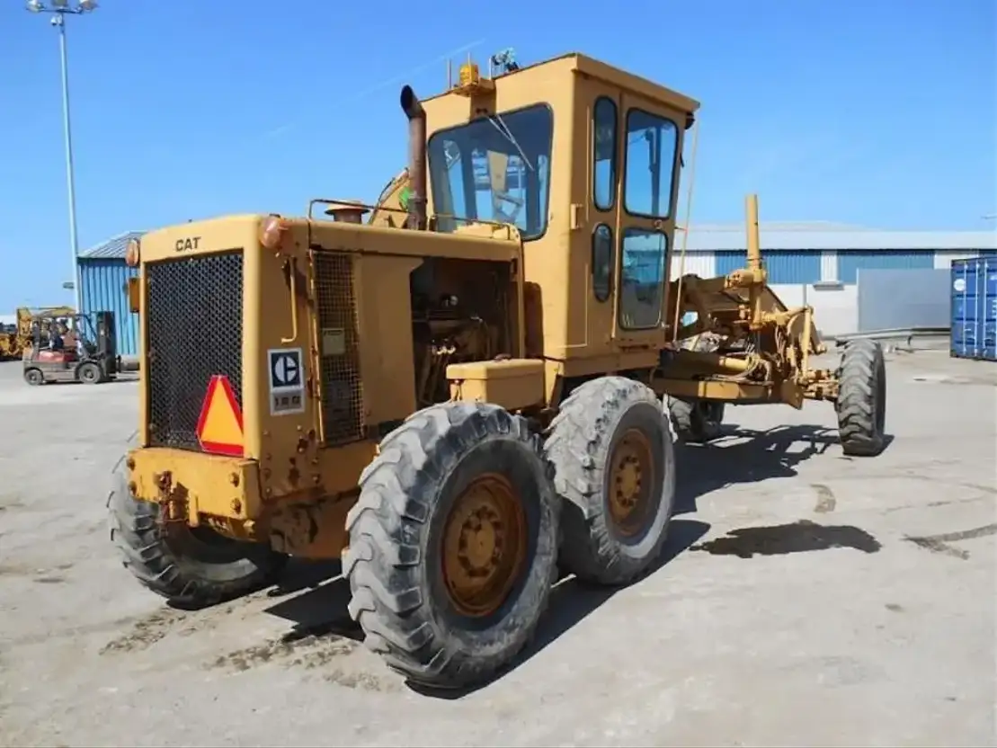 Caterpillar CAT 12G _ 1979 | Grader - TrucksNL