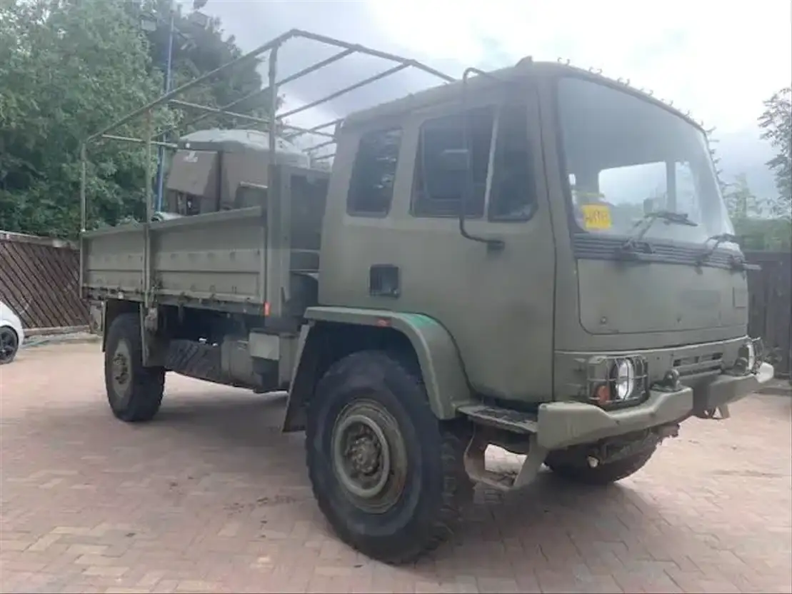 Militaire en legervoertuigen te koop - gebruikt en nieuw
