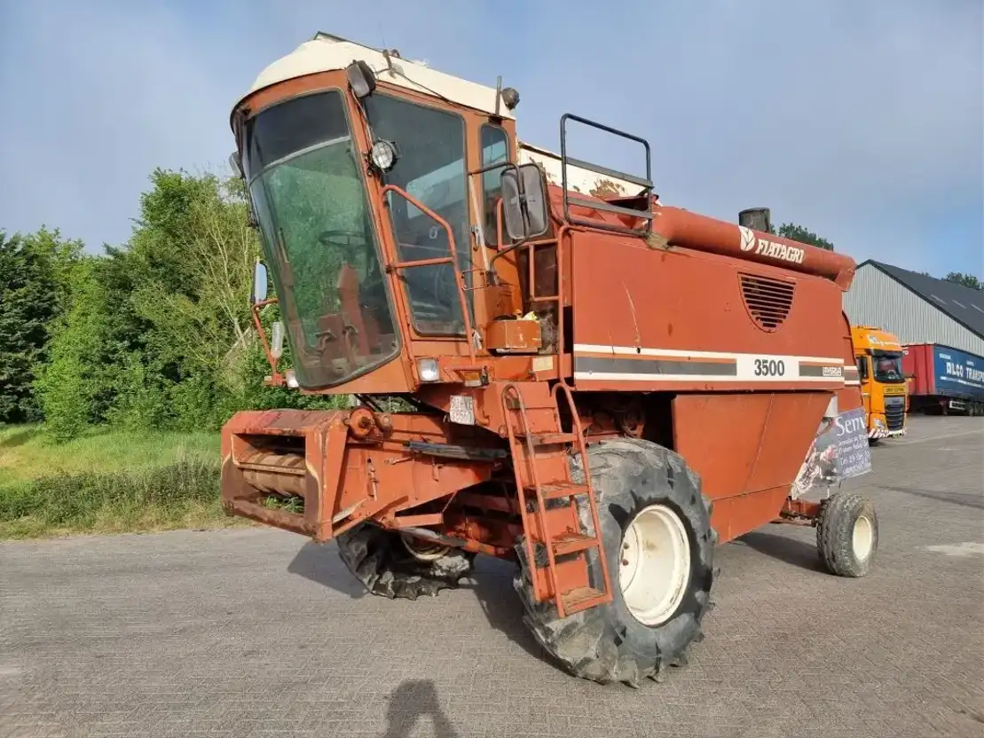 Laverda 3500 | Maaidorser - combine - TrucksNL