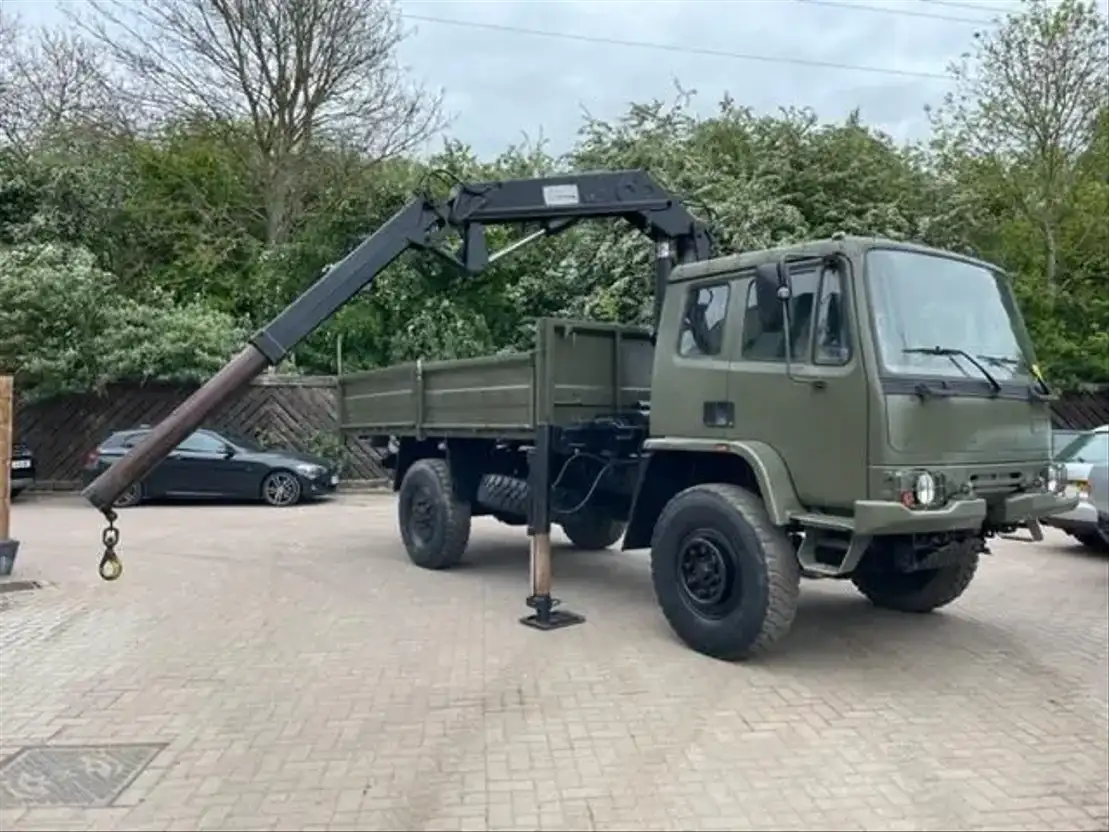 DAF Leyland DAF 4x4 Crane Truck ex military | Leger vrachtwagen - TrucksNL