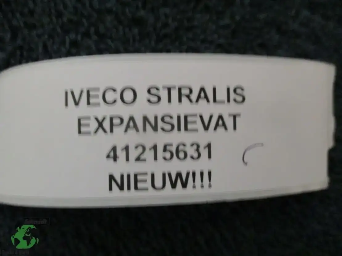 Iveco Stralis 41215631 Expansievat Nieuw | Expansiereservoir ...