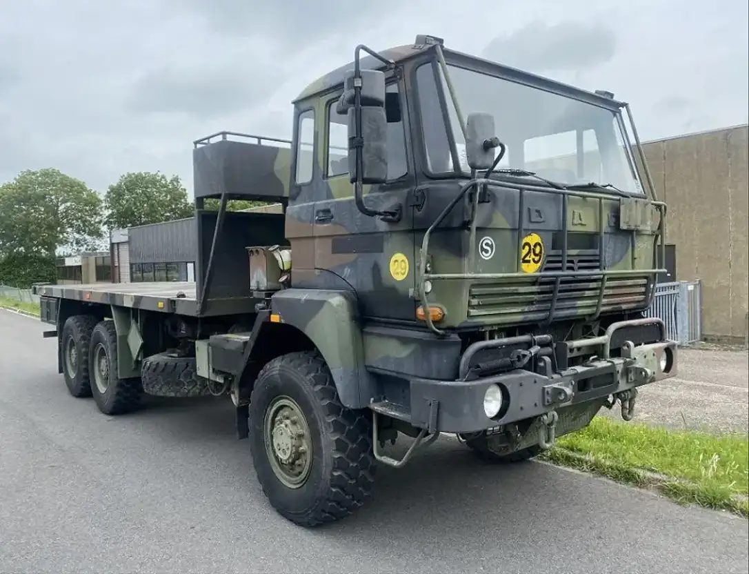 DAF YBZ 2300 6x6 | Leger vrachtwagen - TrucksNL