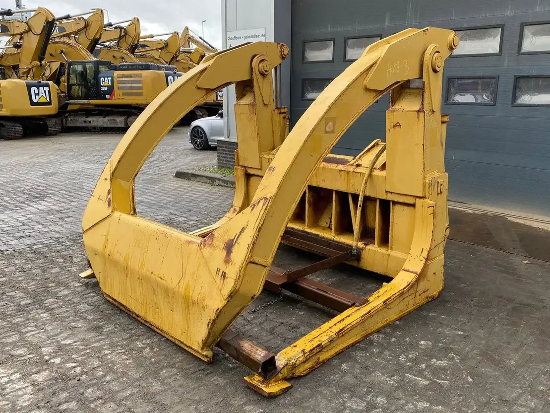 Caterpillar Logging forks Grapple to fit 980G / 980H | Grijper - TrucksNL