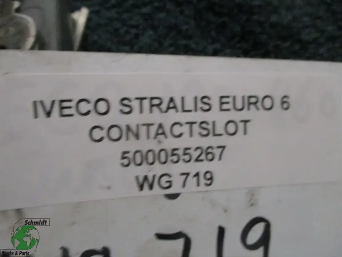 Iveco HIWAY 500055267 CONTACTSLOT EURO 6 | Elektra vrachtwagen ...