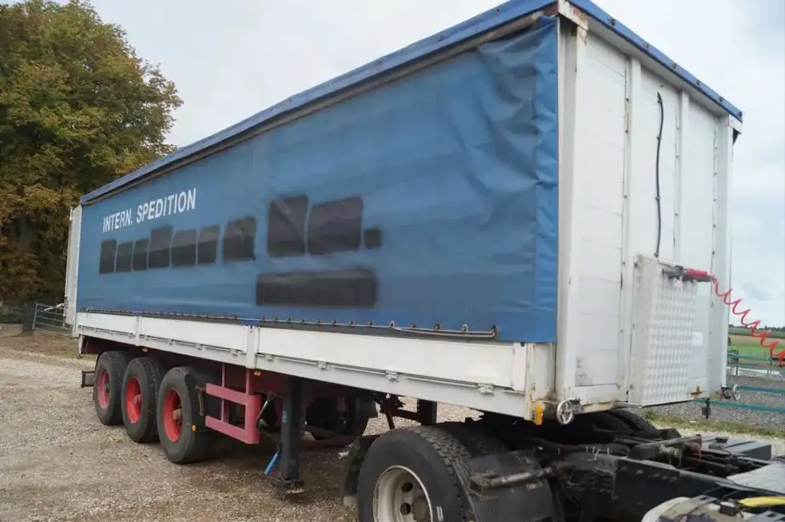 Muller 3-assige oplegger | Schuifzeil oplegger - TrucksNL