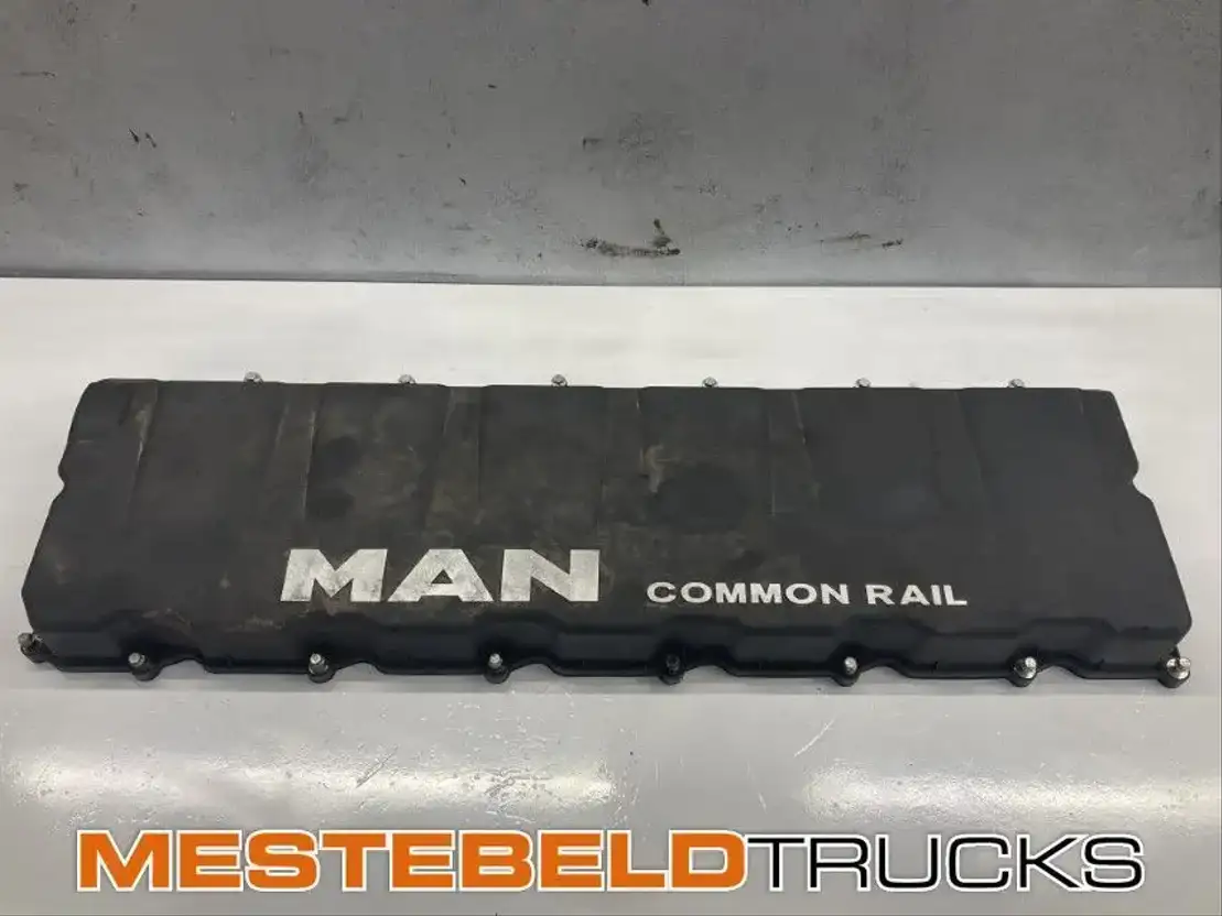 MAN Kleppendeksel D2676 LF 53 | Motordeel vrachtwagen onderdeel - TrucksNL