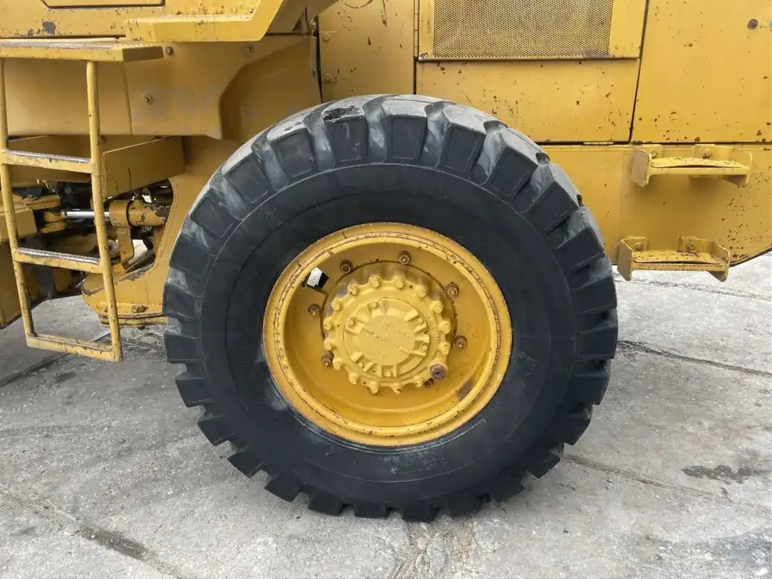 Caterpillar 916 Wheelloader *11548 Hours* | Wiellader - TrucksNL