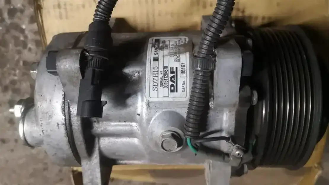 DAF Airco pomp daf LF Euro6 gebruikt goed 1864124 | Airconditioningpomp ...
