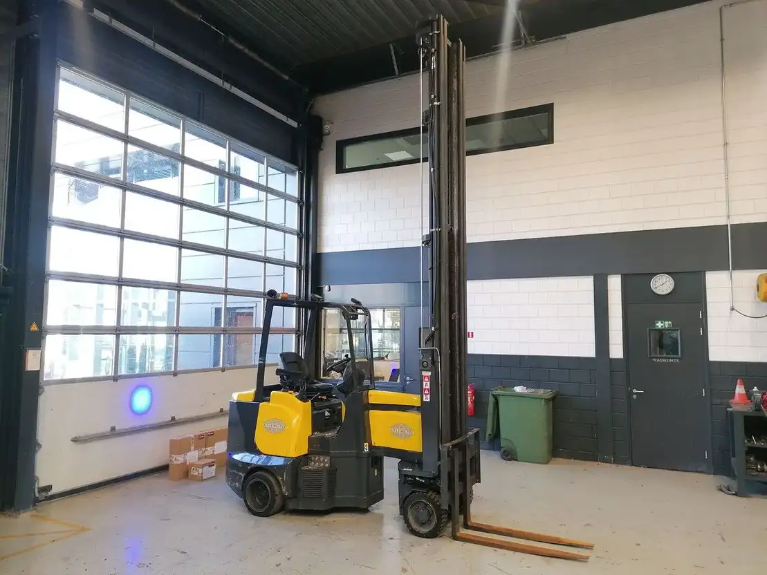 Zijlader Heftrucks kopen - gebruikt en nieuw - TrucksNL