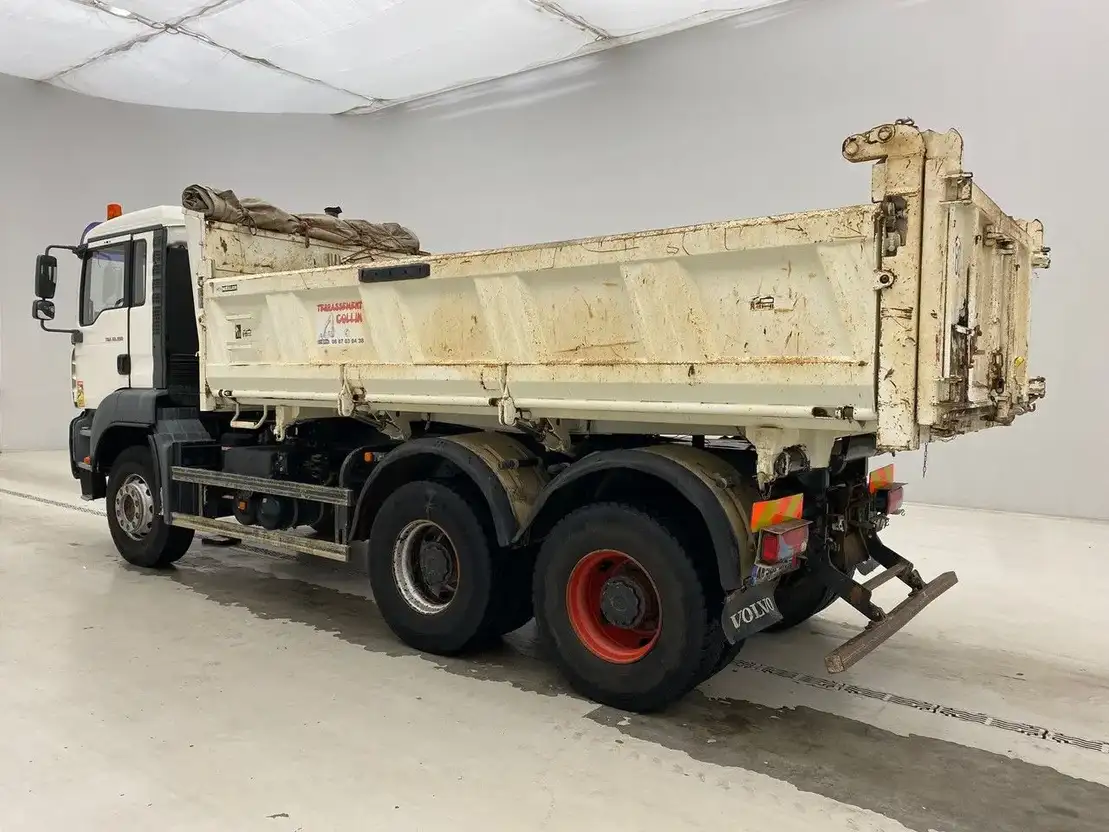 MAN TGA 33.350 - 6x4 | Kipper vrachtwagen - TrucksNL
