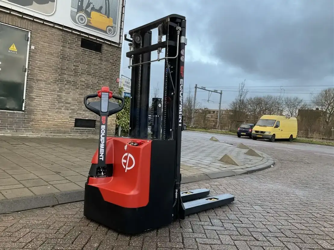 Ep WSA161 1600KG 4.50METER STAPELAAR / HEFTRUCK | Stapelaar - TrucksNL