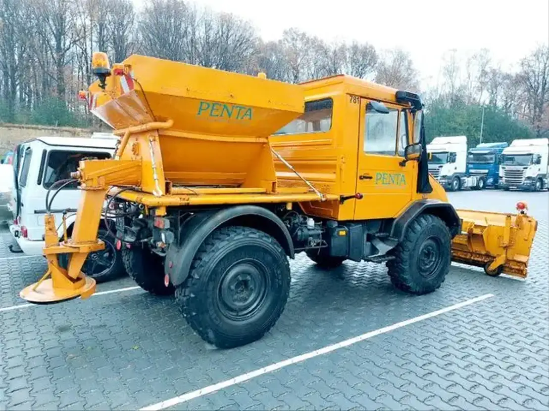 Mercedes-Benz Unimog U418 Winterdienst - Restauriert - Allrad | Overige ...