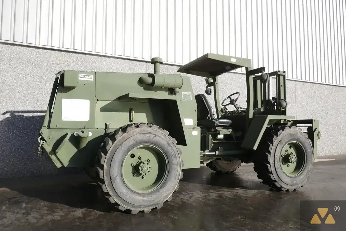 Case M4K Ex-army | Ruwterreinheftruck - TrucksNL