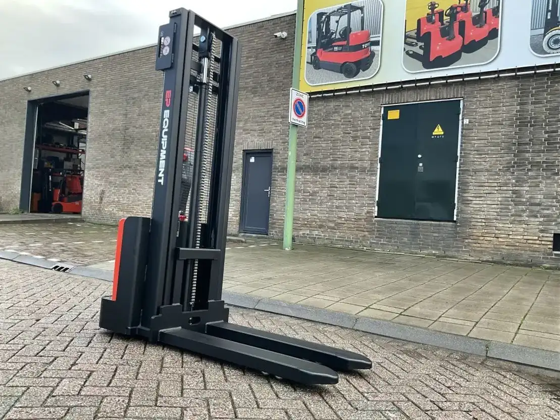 Ep EST122 1200KG 3.00METER STAPELAAR / HEFTRUCK | Stapelaar - TrucksNL