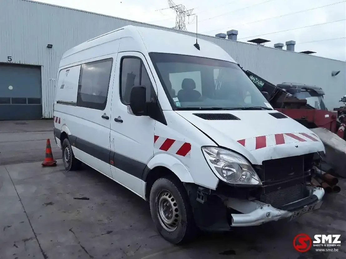 Mercedes-Benz Sprinter 311 accident | Bakwagen bedrijfswagen - TrucksNL