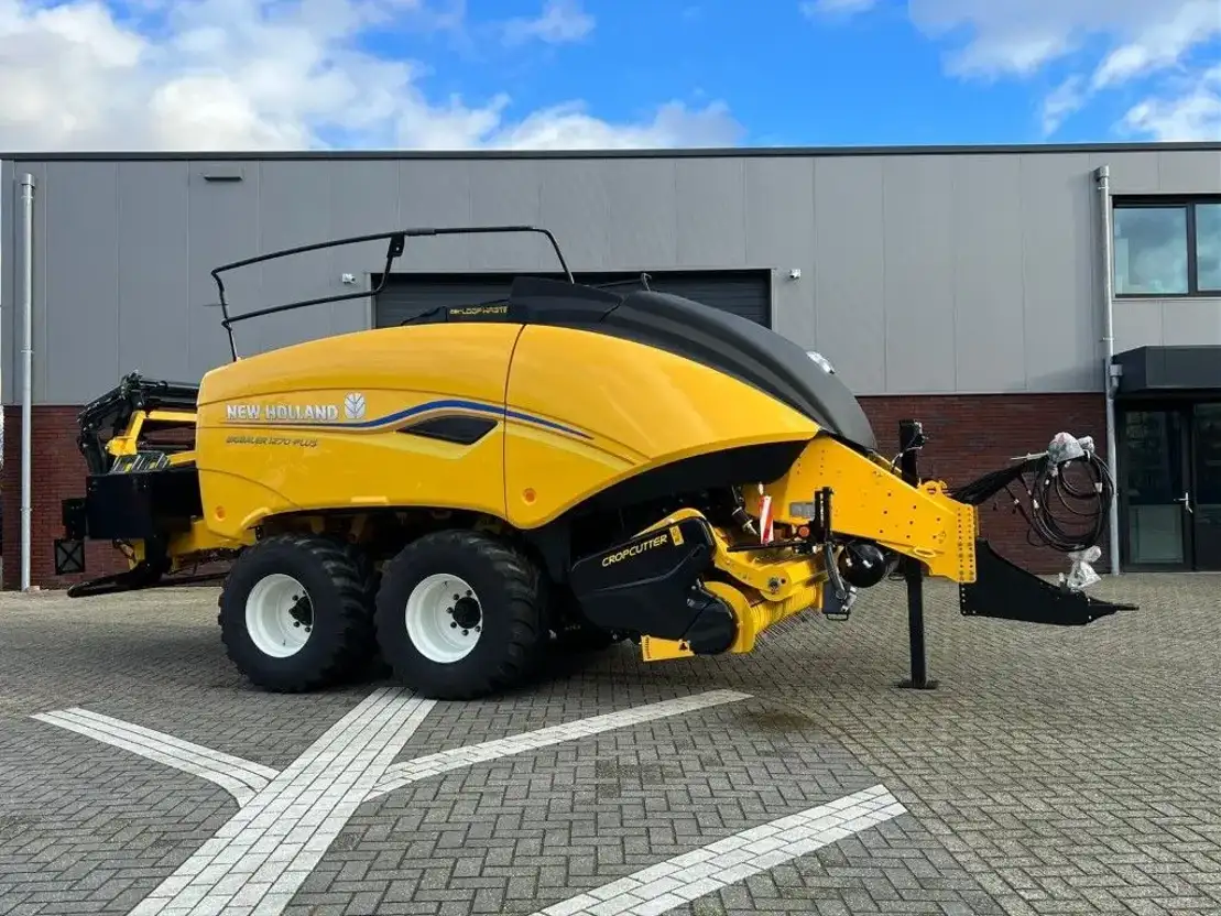 New Holland Bigbaler 1270 plus | Balenpers - TrucksNL