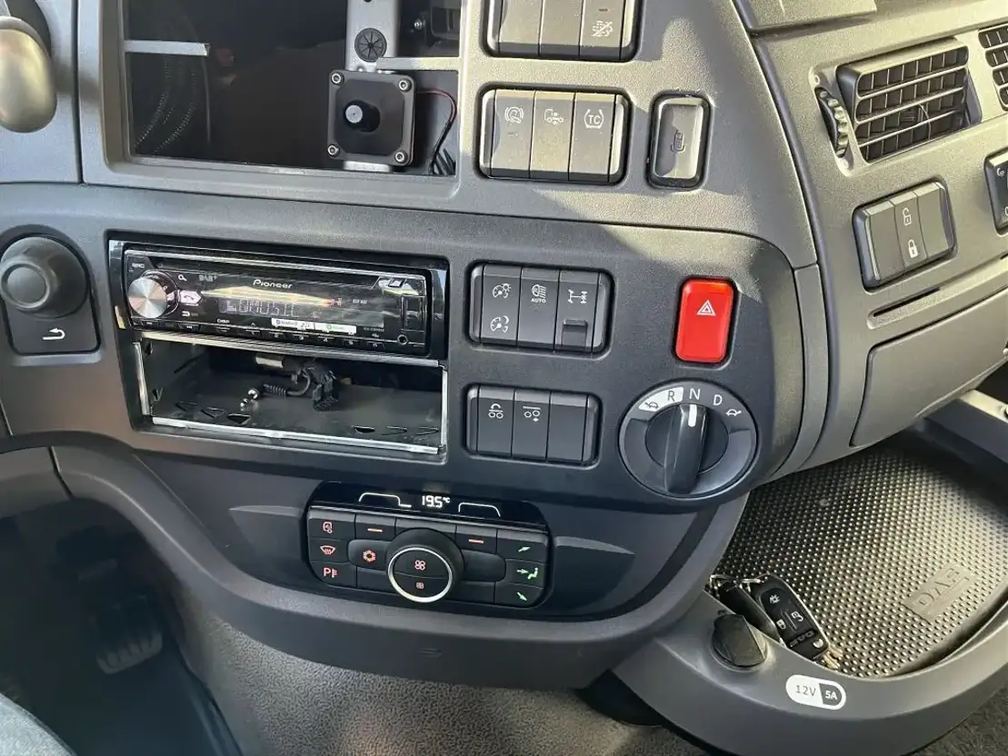 DAF XF 480 FTG EURO 6 | Standaard trekker - TrucksNL