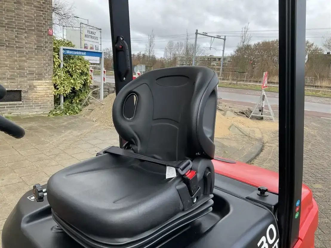 Ep EFL 303 B 300KG 4.80METER HEFTRUCK | Vorkheftruck - TrucksNL