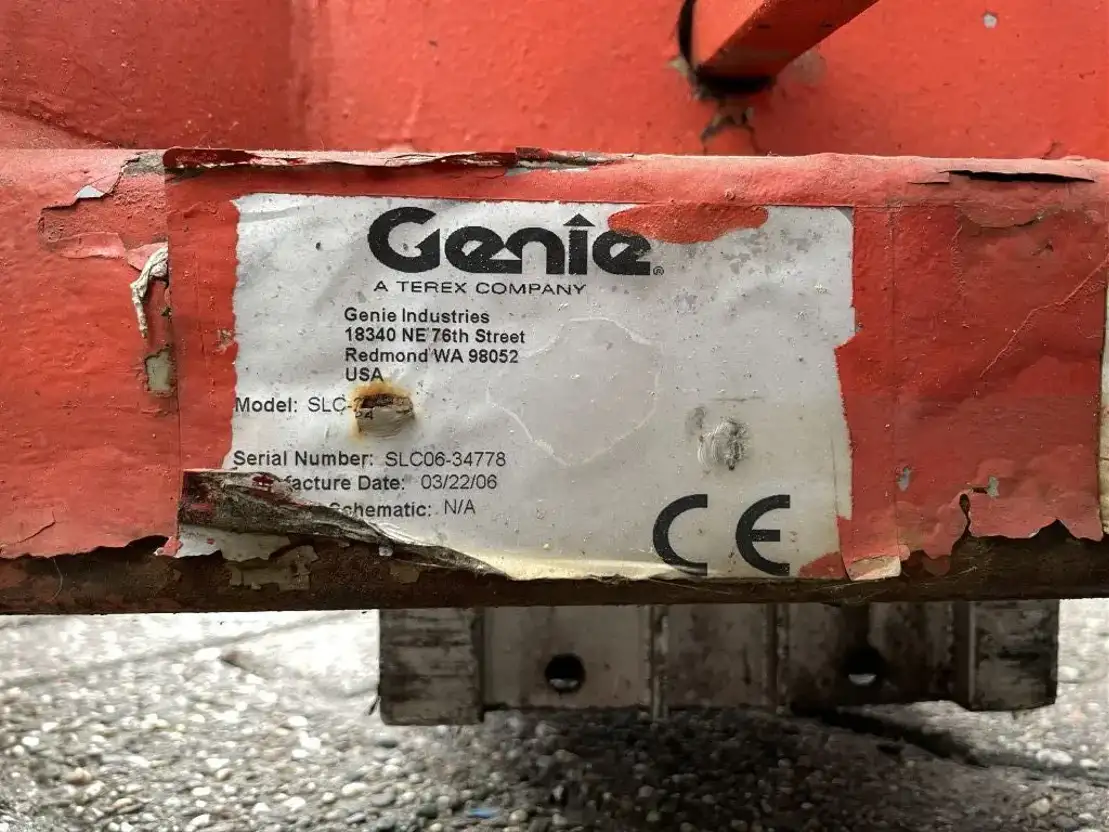 Genie SLC-24 Materiaallift kanaallift | Bouwlift - TrucksNL