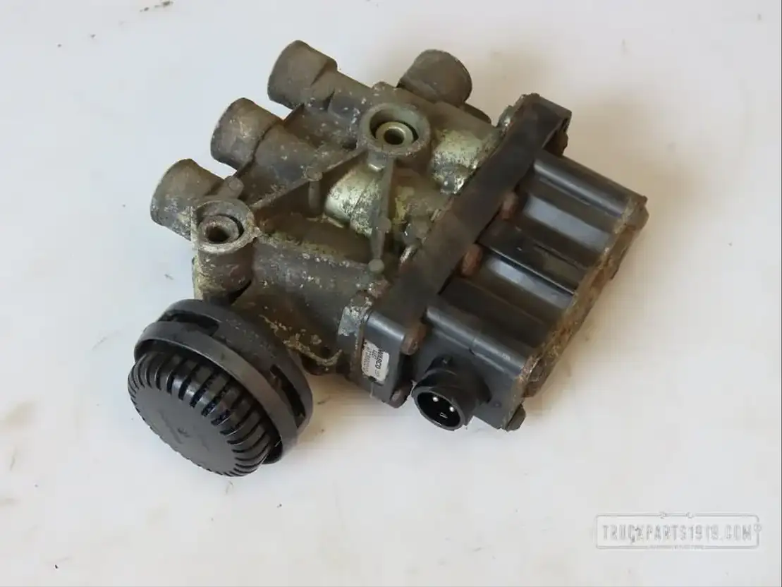 Iveco 41211013 ECAS magneetventiel Iveco | Ventiel vrachtwagen ...