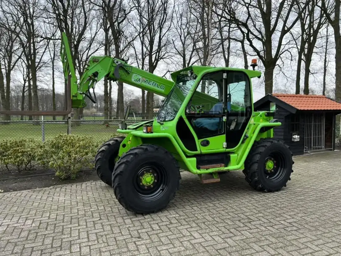Merlo P34.7 Plus Verreiker | Starre verreiker - TrucksNL