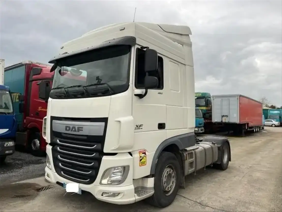DAF XF 460 | Standaard trekker - TrucksNL