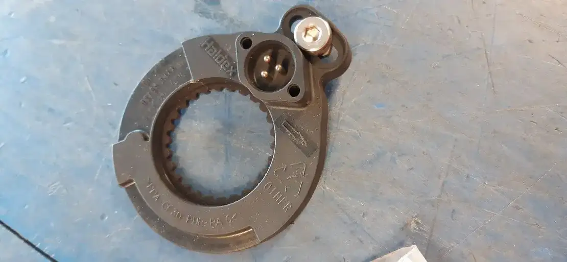 Mercedes-Benz A9455421218 / A9455421318 A9455421218 / A9455421318 ...