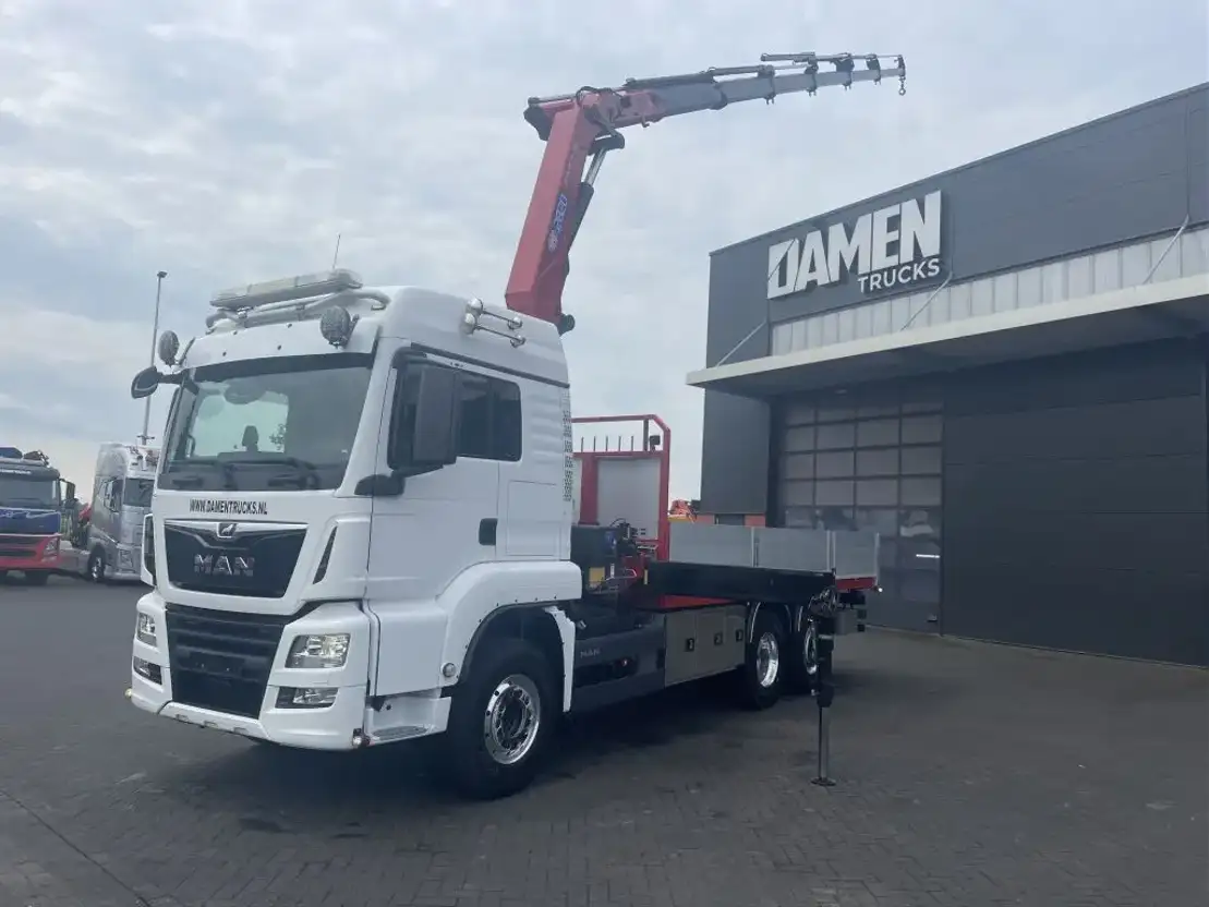 MAN TGS 28.500 6x2-4 LL Euro 6 HMF 2820-K6 | Kraanwagen - TrucksNL