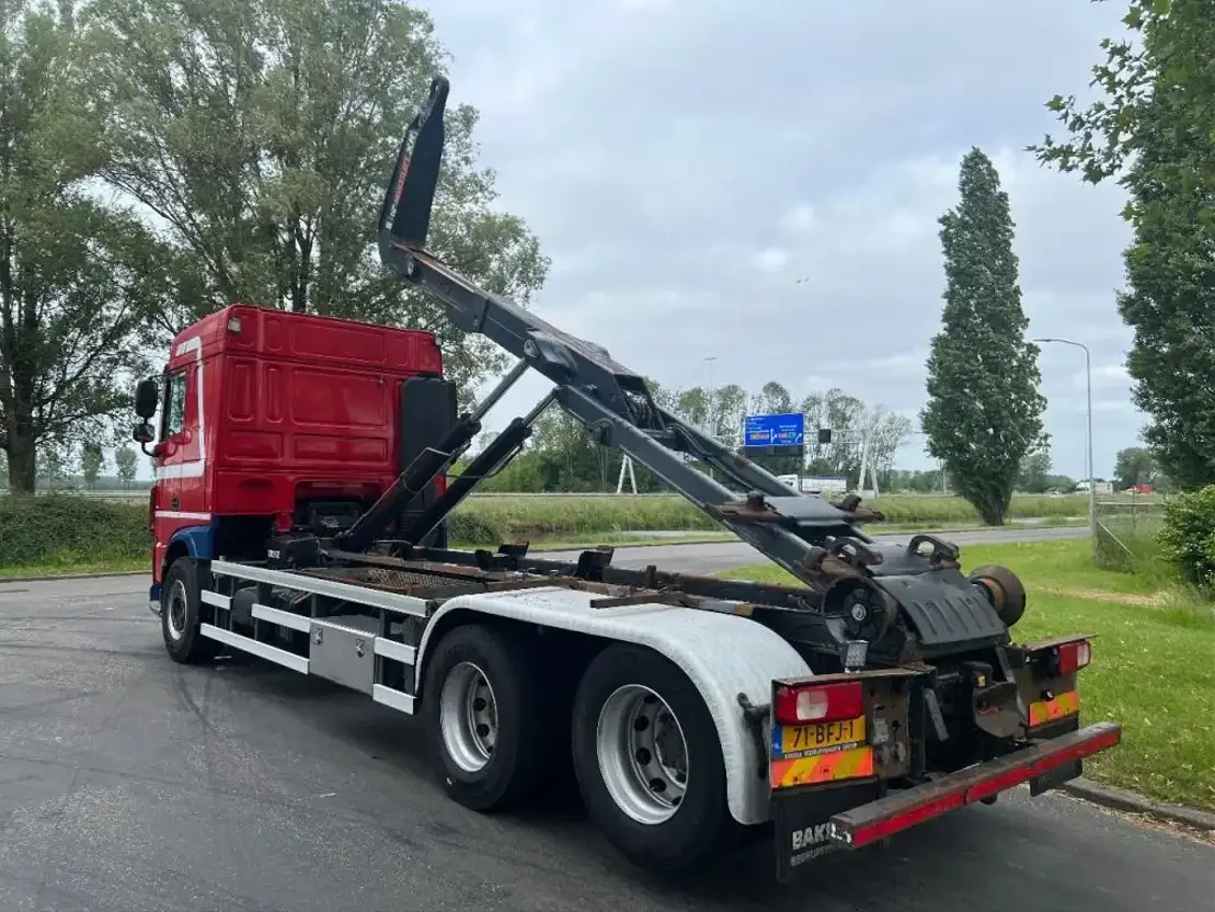 DAF XF 460 HIAB 26T HAAK | Containersysteem vrachtwagen - TrucksNL