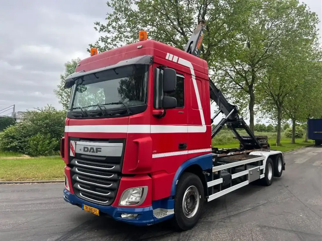 DAF XF 460 HIAB 26T HAAK | Containersysteem vrachtwagen - TrucksNL