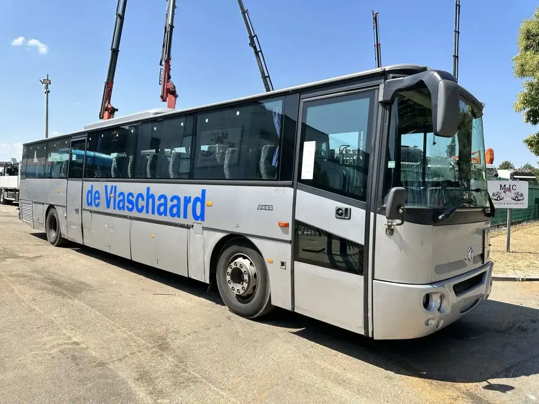 Touringcars kopen - gebruikt en nieuw - Trucks.nl