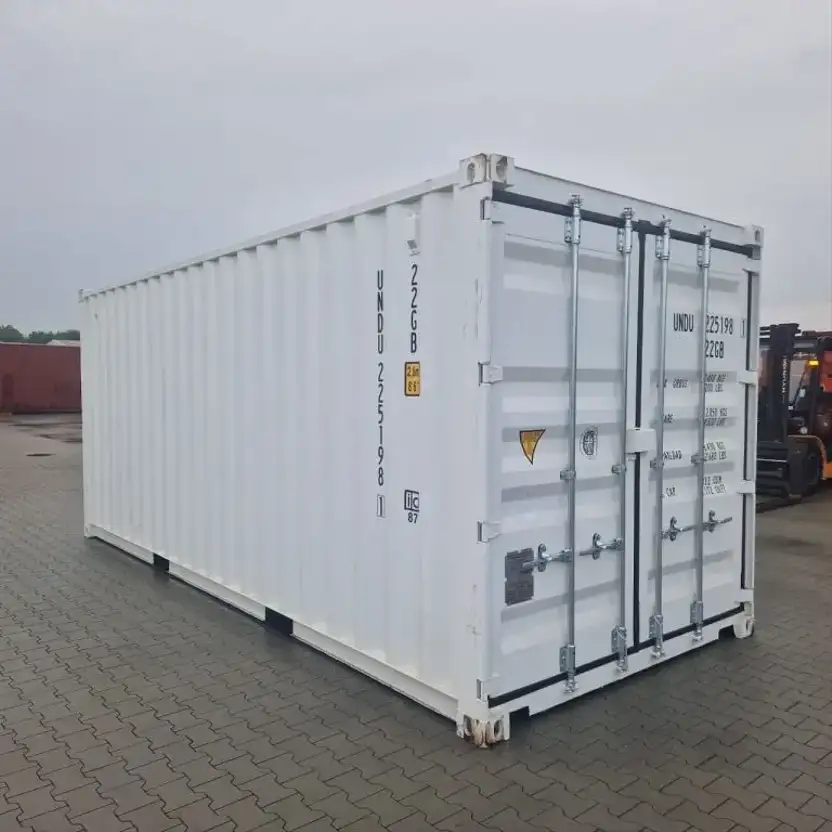 Zeecontainers kopen - 8 FT, 10 FT, 20 FT, 40 FT en 45 FT - TrucksNL