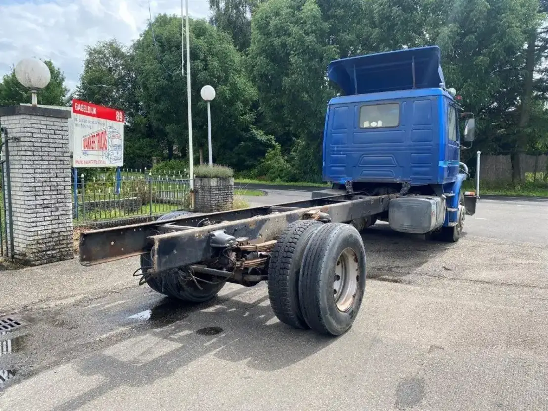 Scania T82 T 82 4x2 Chassis Full Steel Suspension | Chassis cabine ...