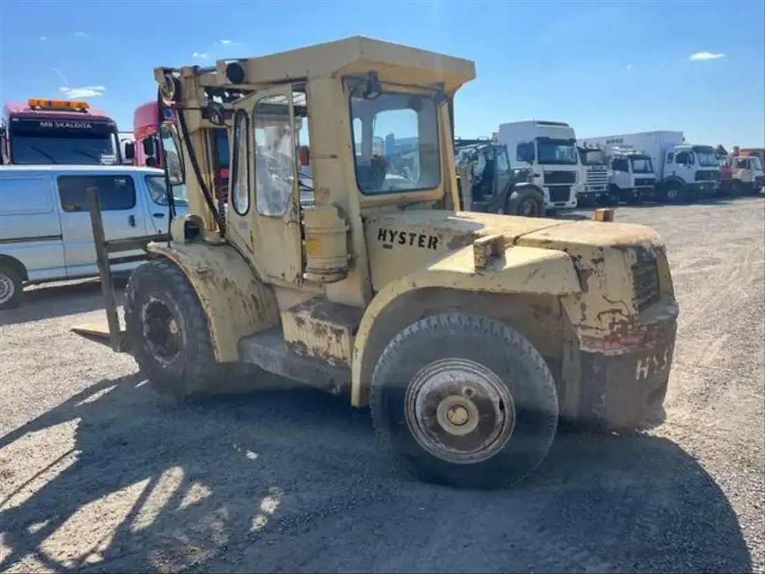 Hyster H200 E-S , 91000 kg lifting | Hefmast uitrusting - TrucksNL