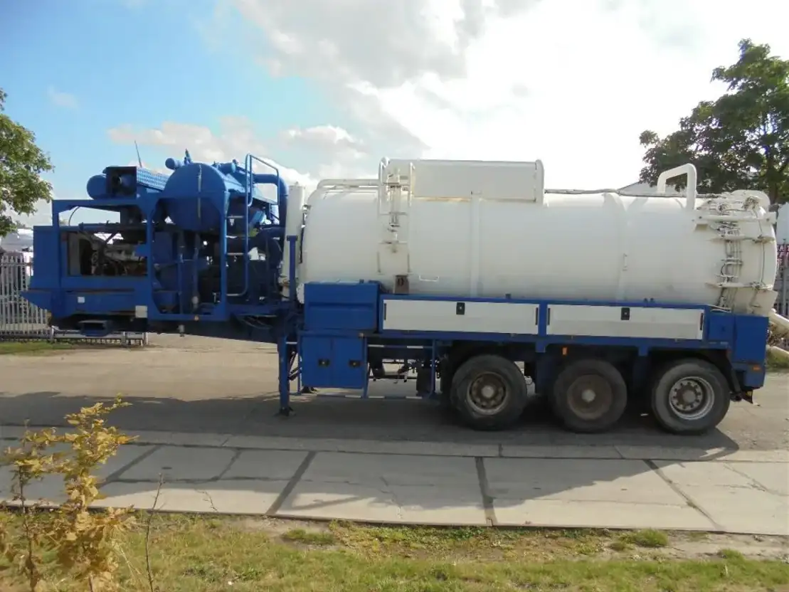 Diversen HUWER 2 ALPHA 40 | Tankoplegger - TrucksNL