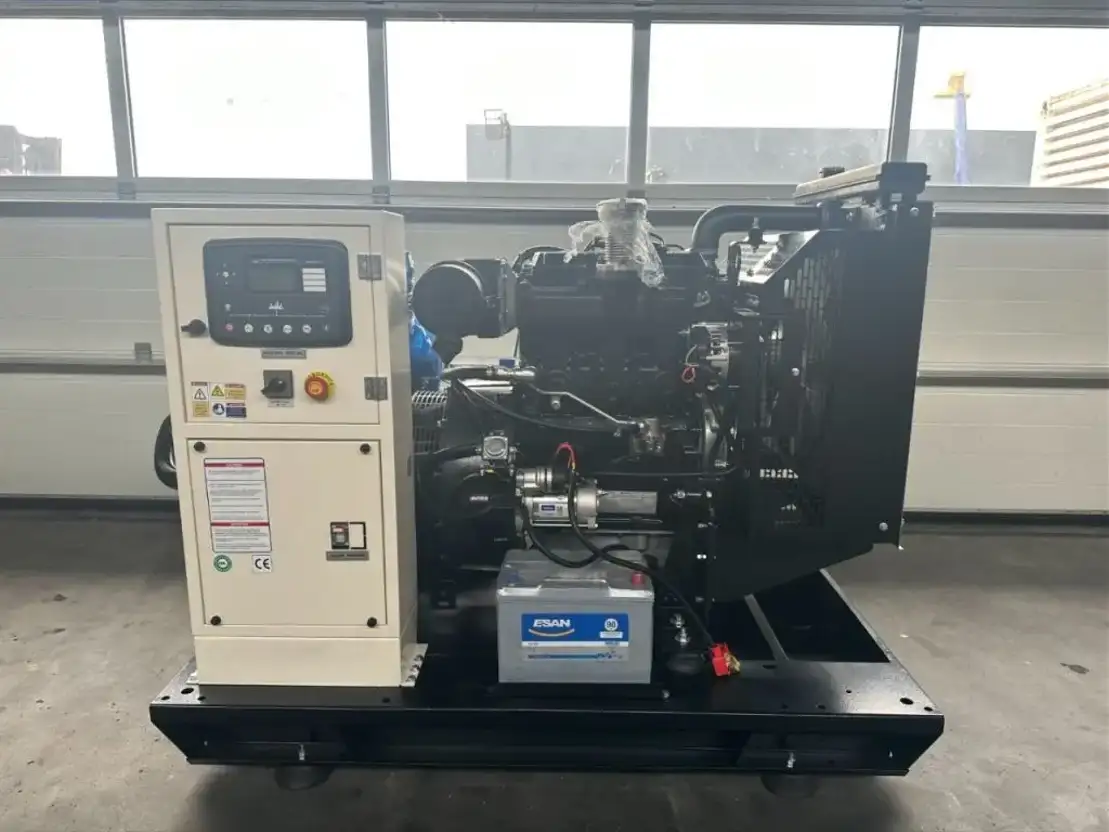 Perkins 1103A-33G Stamford 33 kVA generatorset NEW! | Generator - TrucksNL