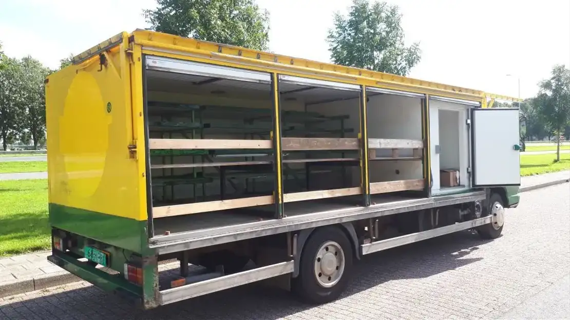 Isuzu verkoopwagen NQR70RL | Verkoop opbouw vrachtwagens - TrucksNL