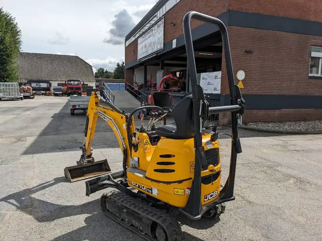 JCB 8010CT Mikrobagger / Minibagger | Minigraafmachine rups - TrucksNL